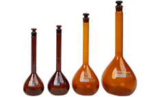 Amber Glass Volumetric Flask | Heathrow- MG Scientific